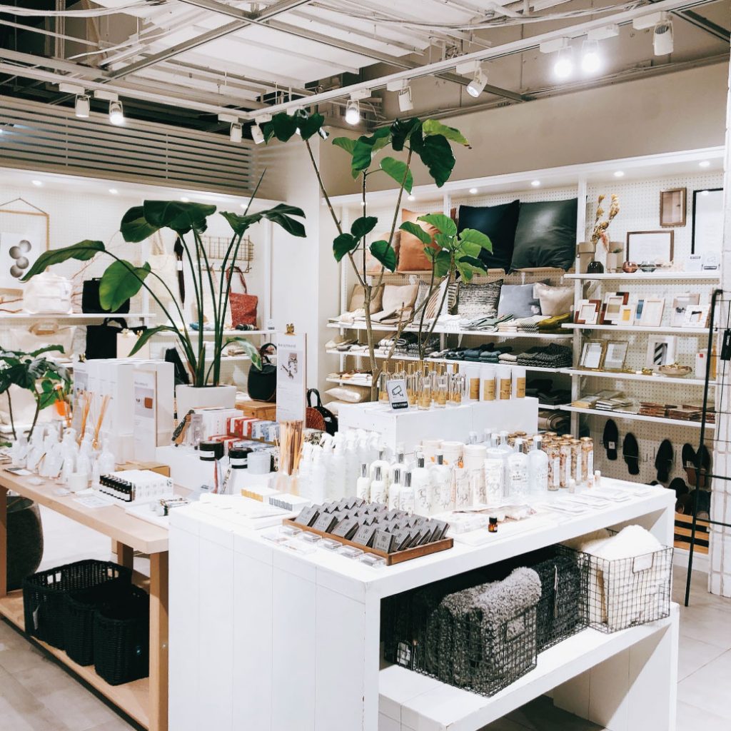 洗練とオシャレを得る場所 inZONEwithACTUS ザ・ジョンソンストア | The JOHNSON STORE