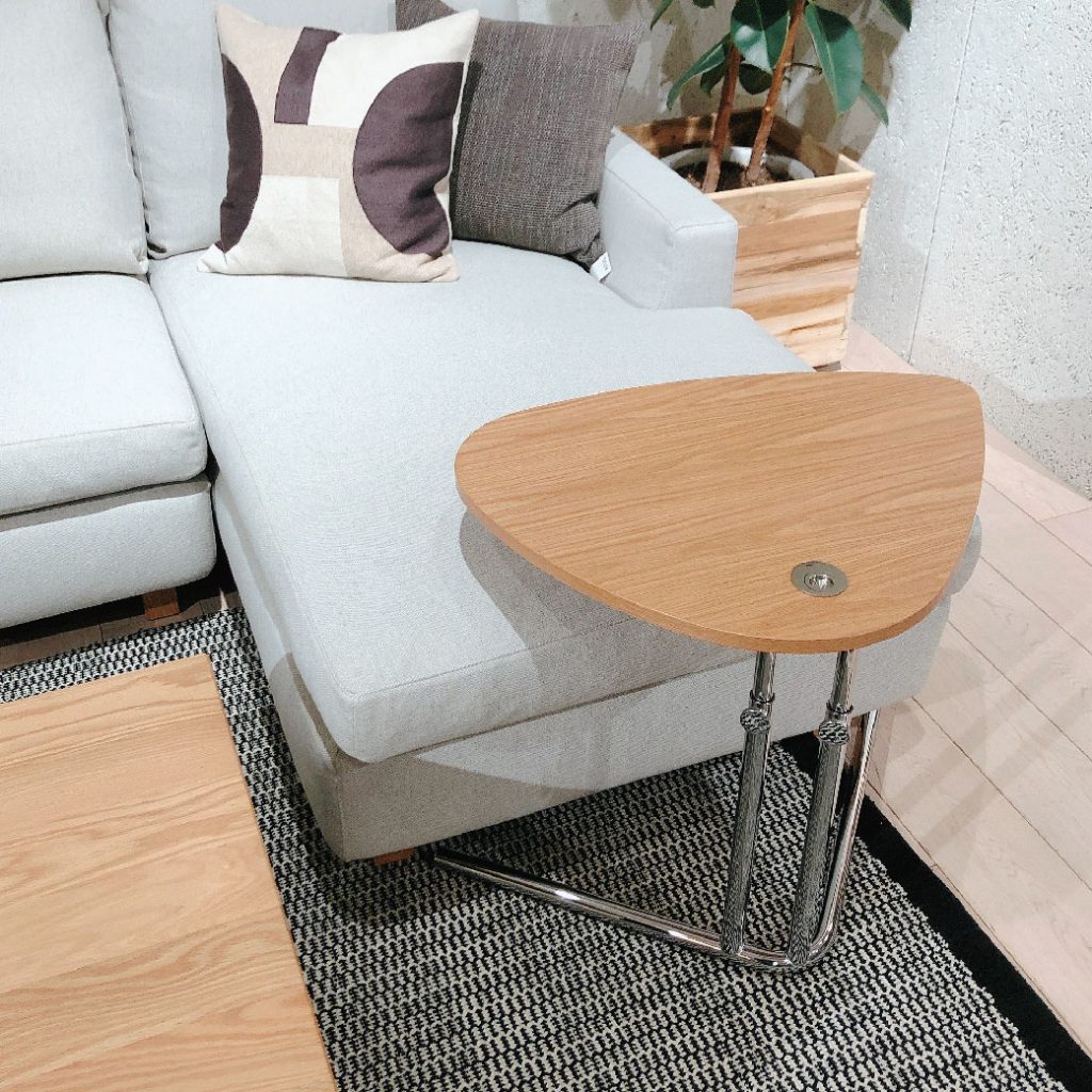 今売れている！最強のサイドテーブル《 K22 side table 》 | The JOHNSON STORE